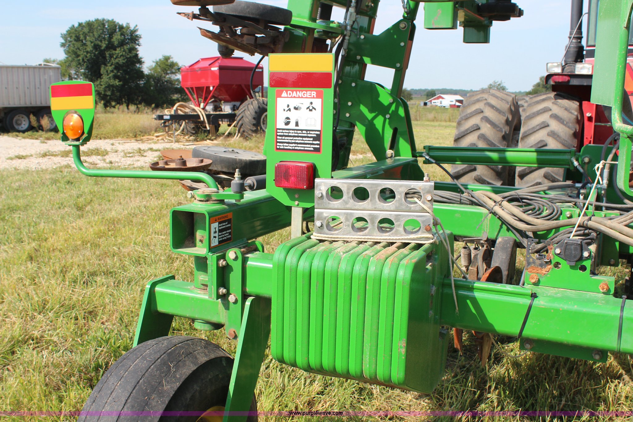 2009 John Deere 2510H nutrient applicator in Parker, KS | Item H6691 ...