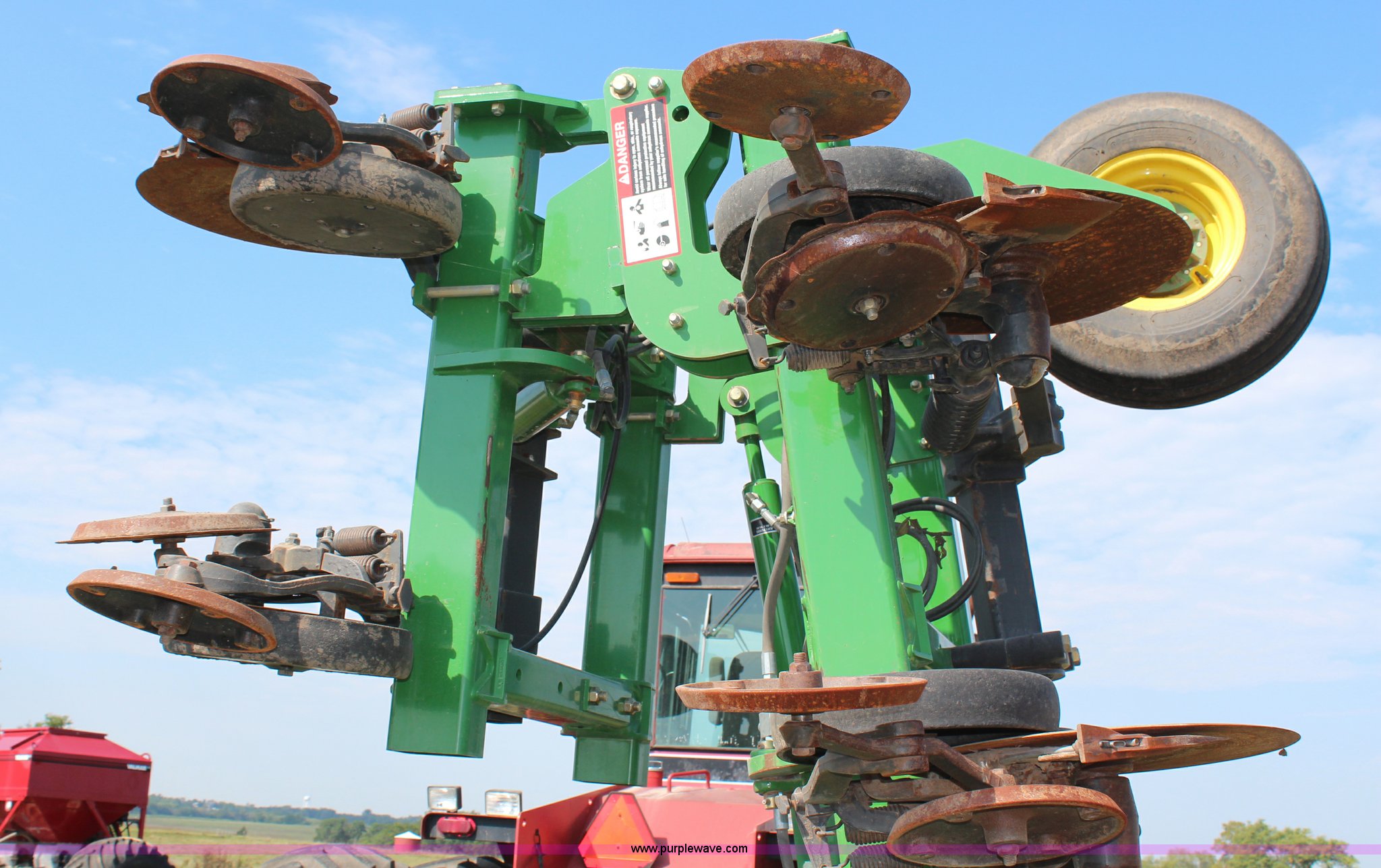 2009 John Deere 2510H nutrient applicator in Parker, KS | Item H6691 ...