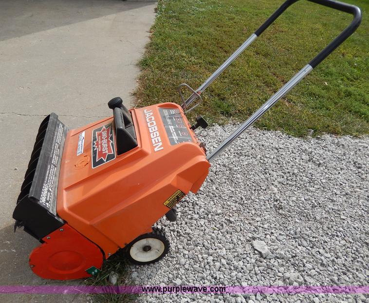 Jacobsen Snow Burst thrower in Sabetha, KS | Item AV9543 sold | Purple Wave