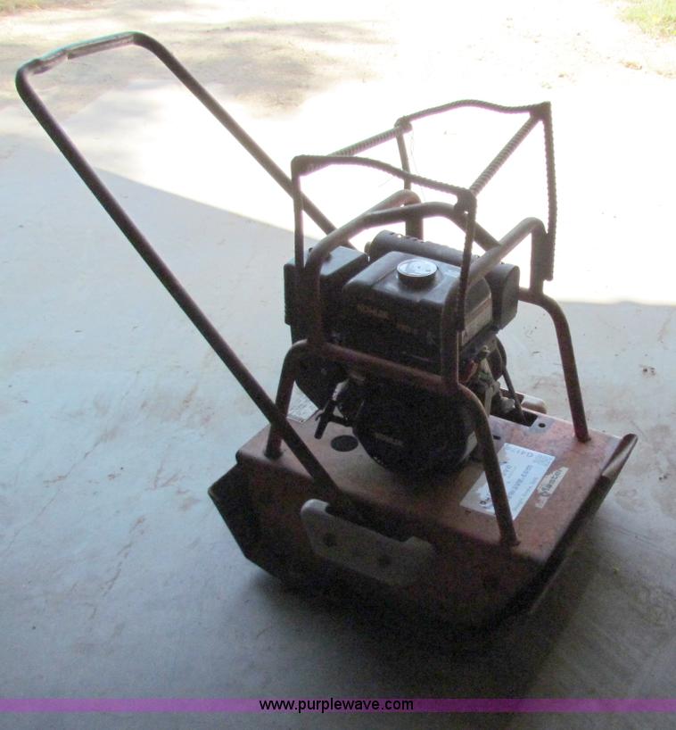 Master P5000 plate compactor in Abilene, KS | Item G4174 sold | Purple Wave