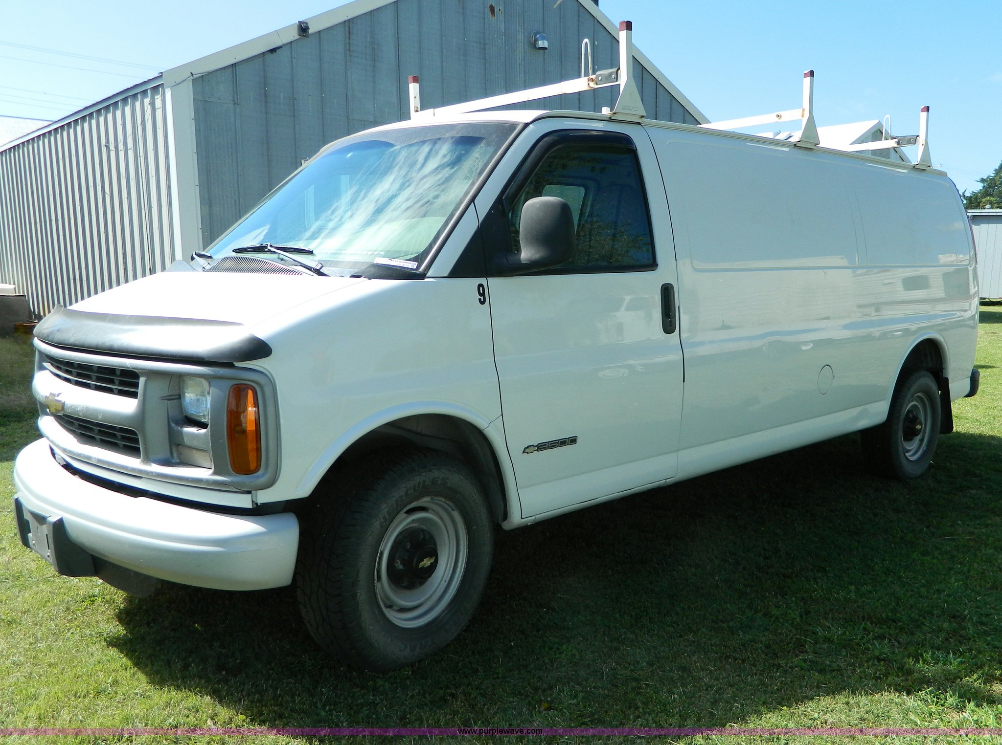 2000 Chevrolet Express 3500 van in Russell, KS | Item AD9574 sold ...