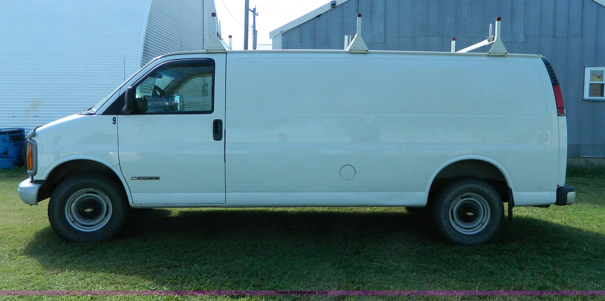 2000 Chevrolet Express 3500 van in Russell, KS | Item AD9574 sold ...