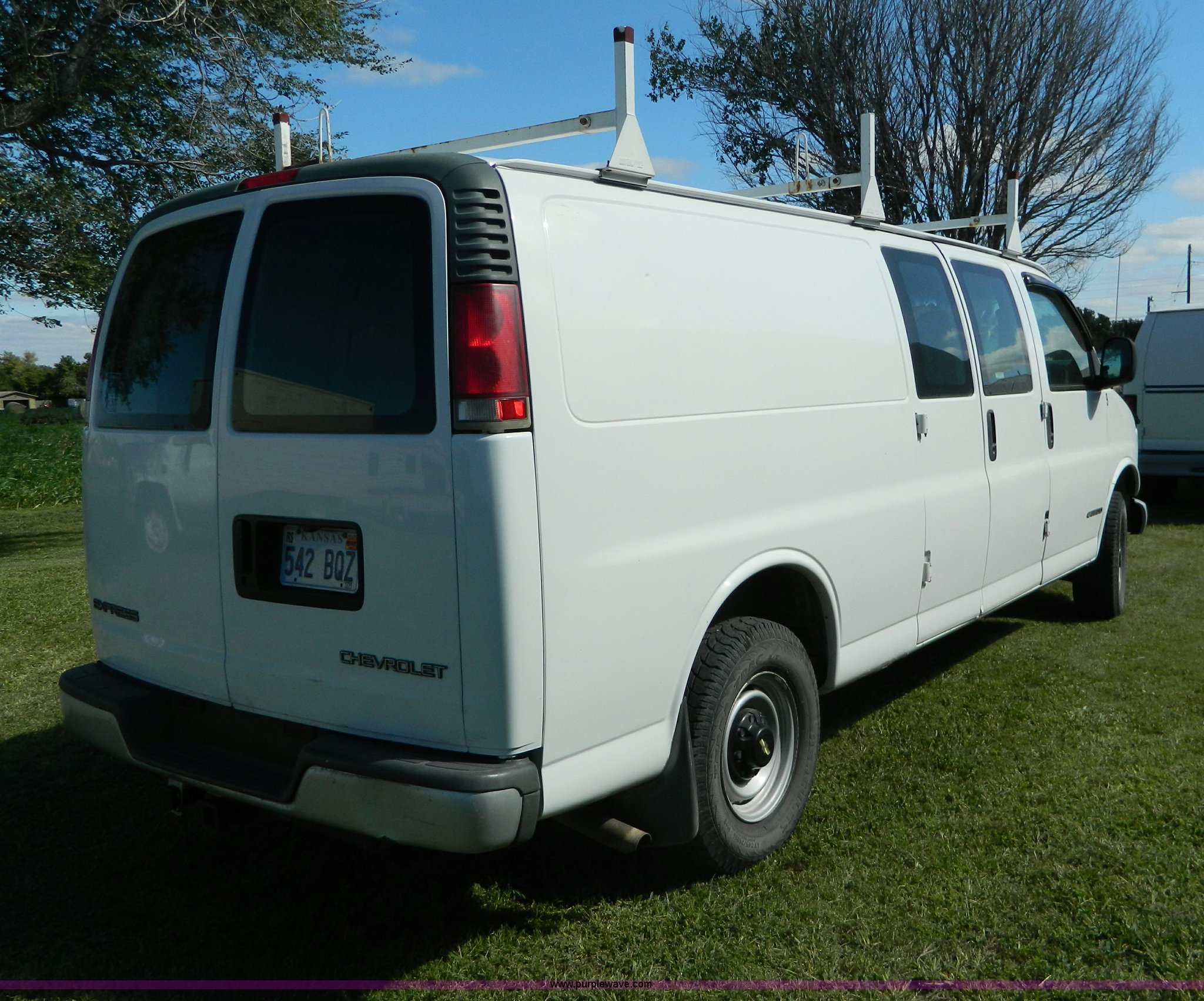 2000 Chevrolet Express 3500 van in Russell, KS | Item AD9574 sold ...
