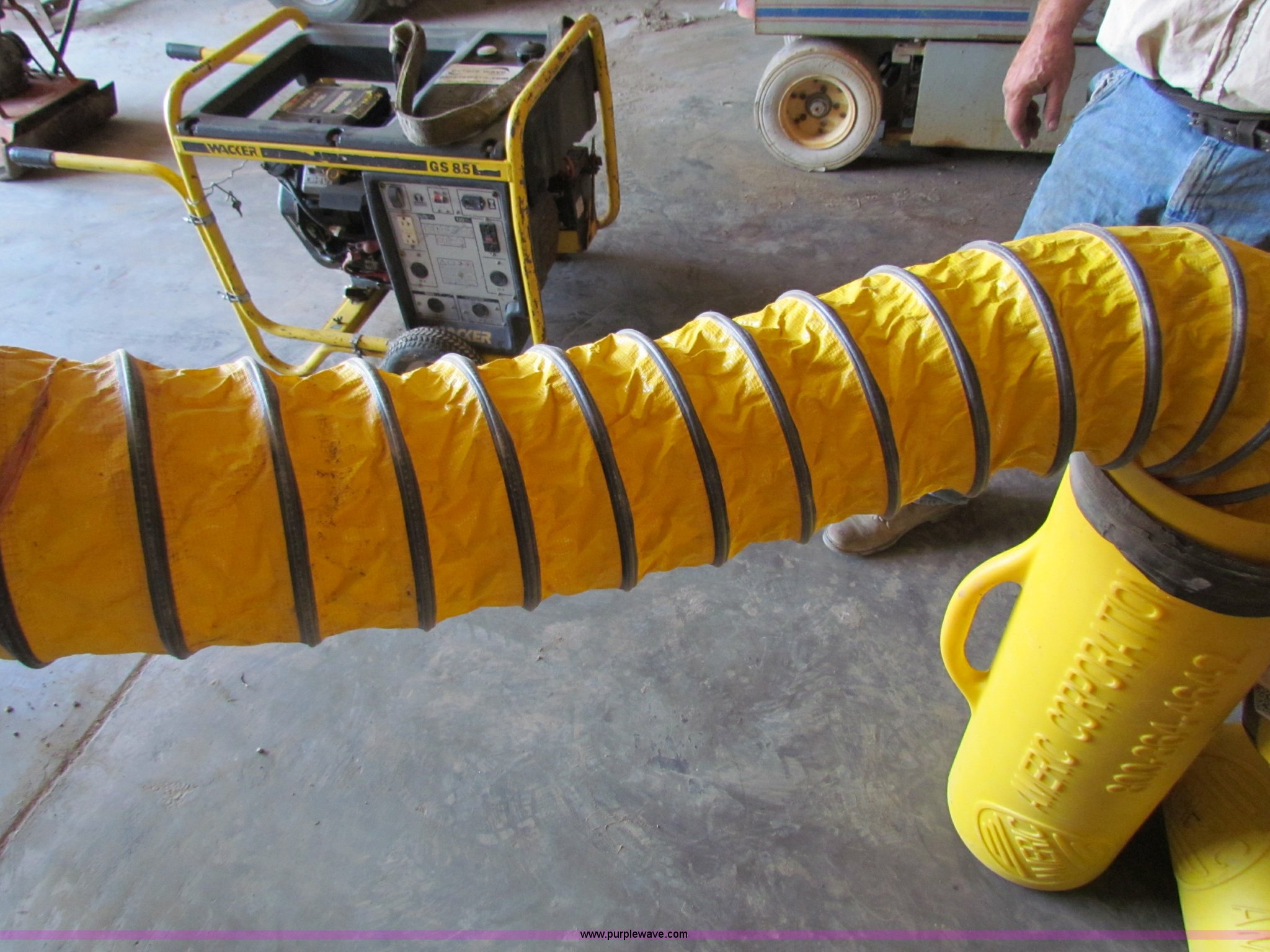 American Corporation VAF-1500 exhaust fan in Abilene, KS | Item G4172 ...