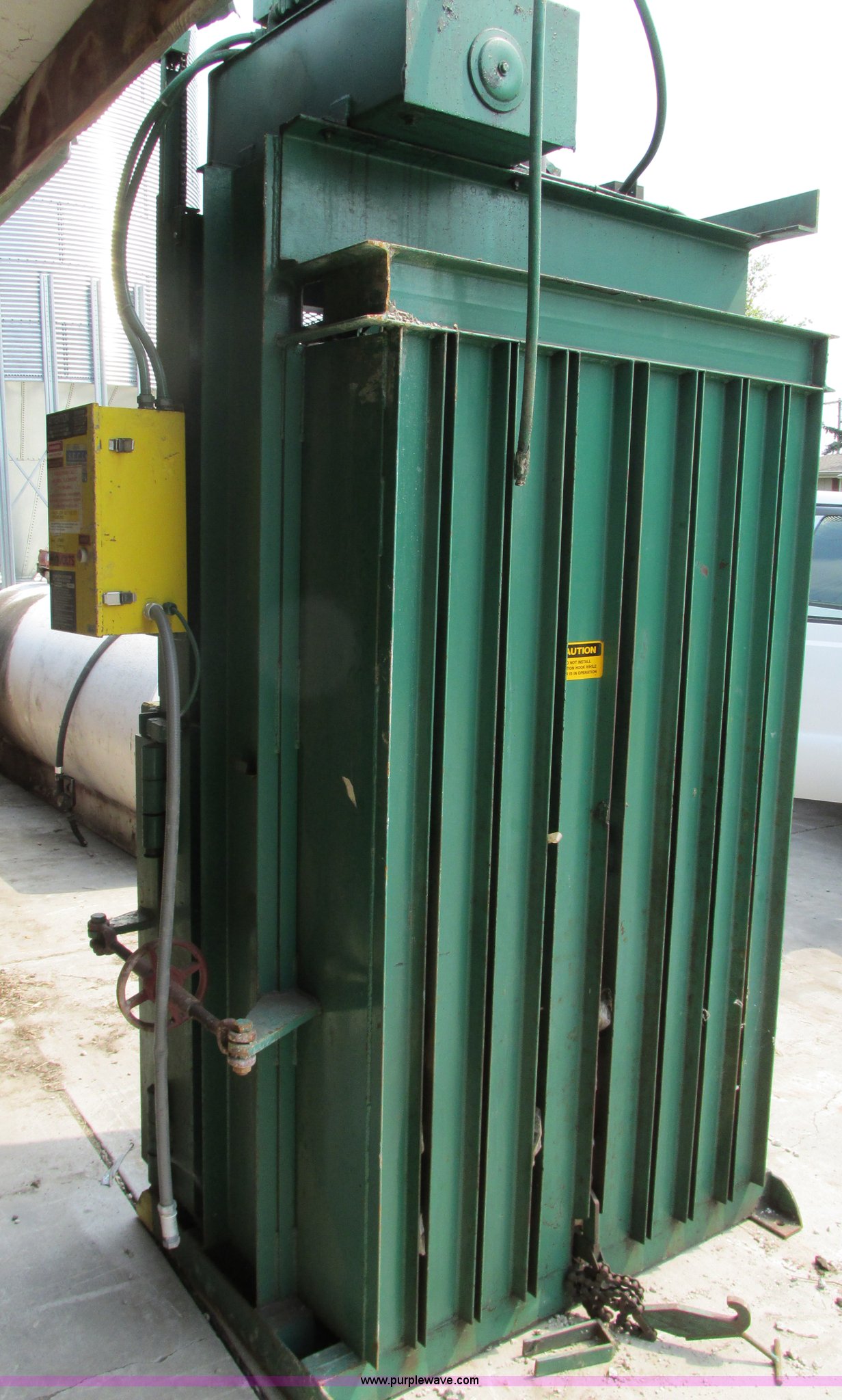Load King 1030251-BV-4830-B cardboard baler in Oglesby, IL | Item G9232 ...