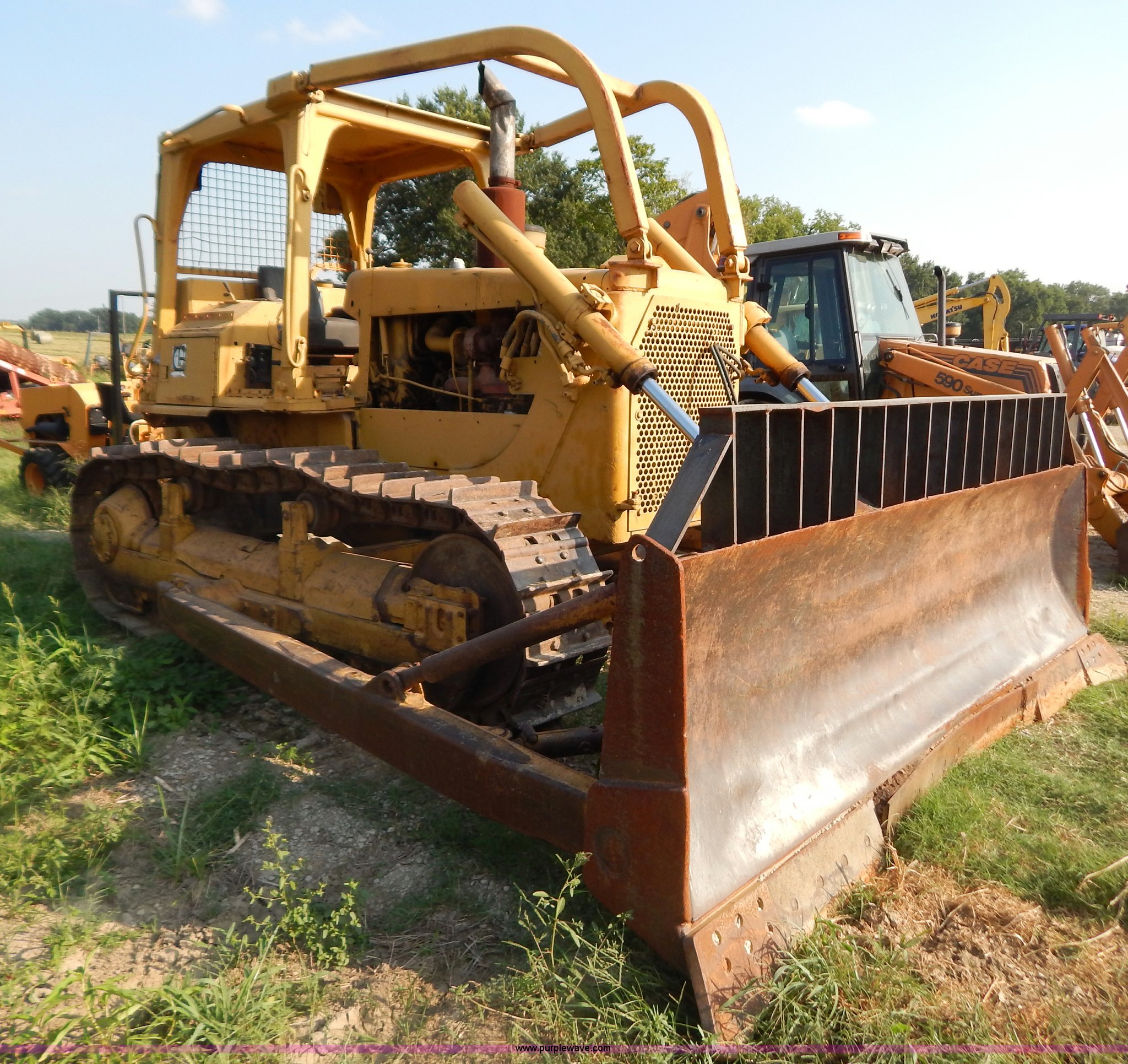 1980 Caterpillar D6D dozer in Schell City, MO | Item B5831 sold | Purple Wave