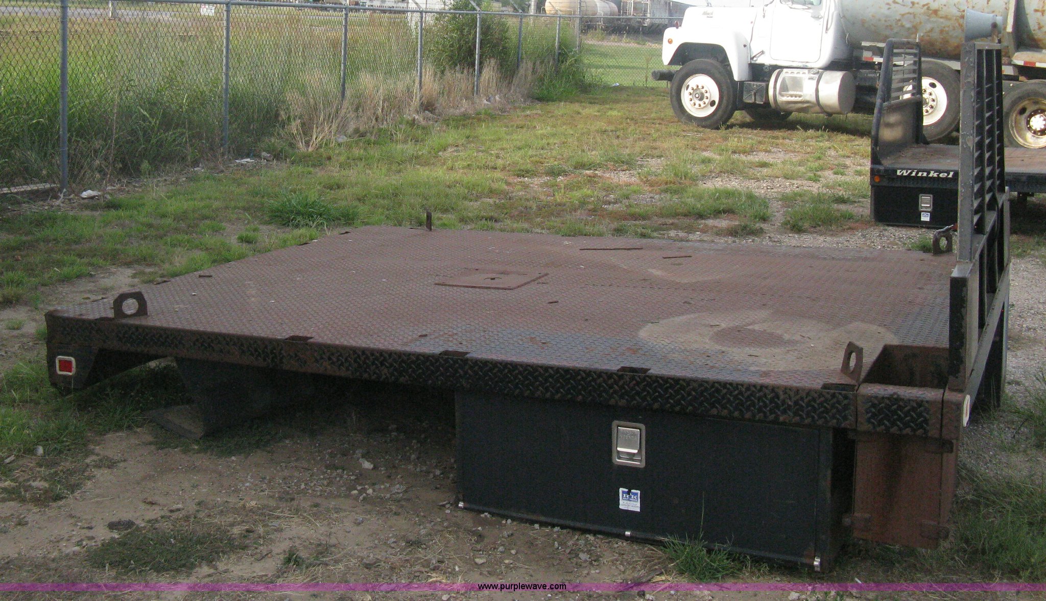 Knapheide steel flatbed in Wichita, KS | Item H6440 sold | Purple Wave