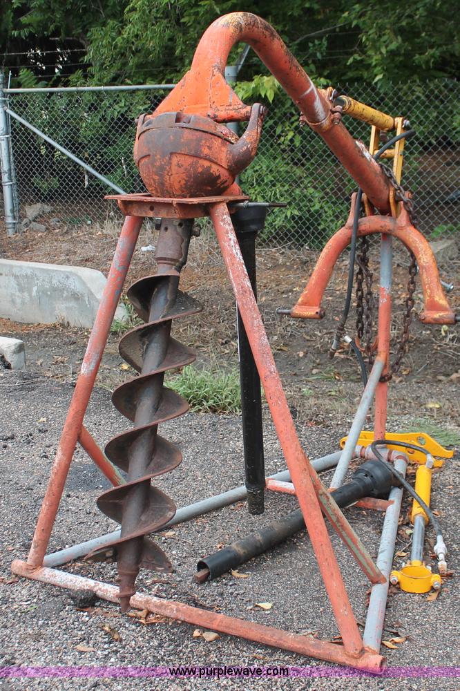 Three point auger in Hutchinson, KS | Item I8029 sold | Purple Wave