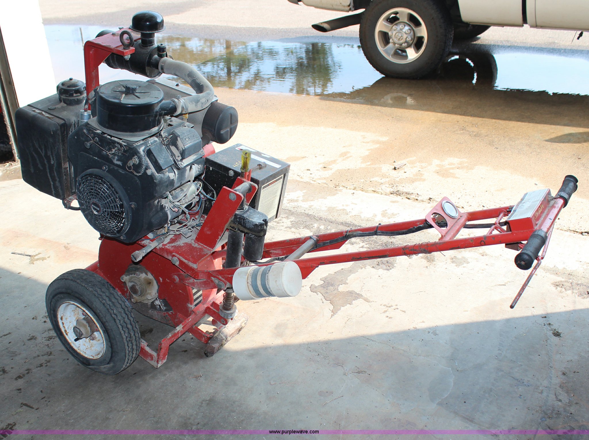 1999 Crafco 200 crack router in Topeka, KS | Item AU9438 sold | Purple Wave