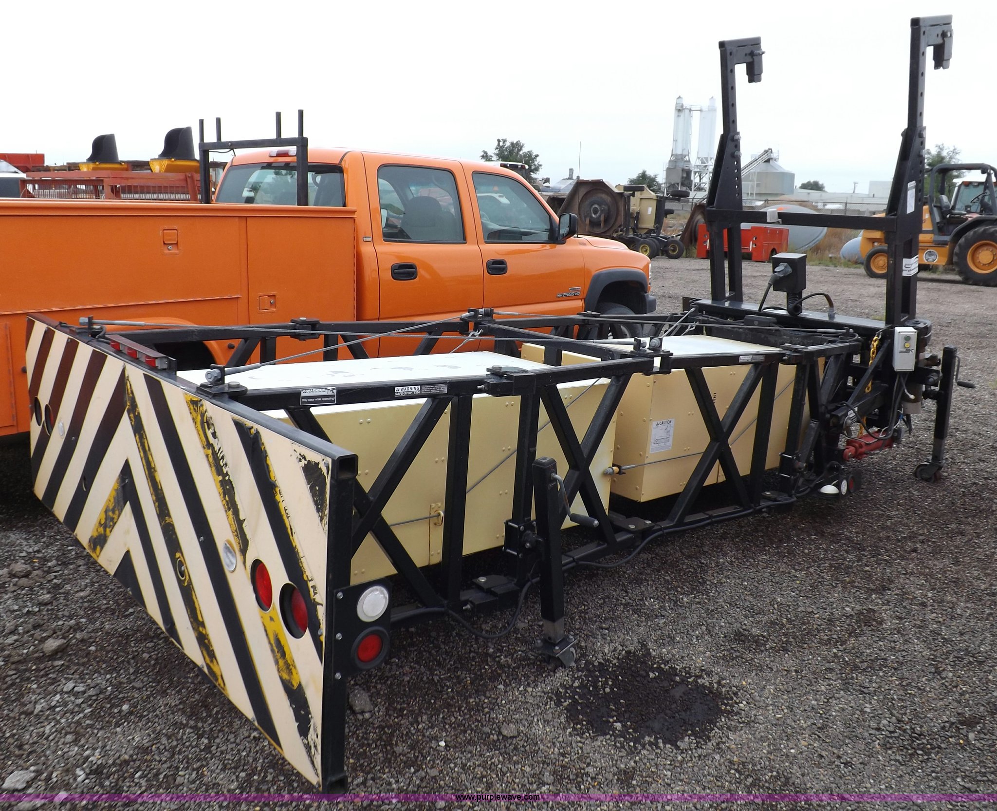 2002 Enabs Safe-Stop TMA crash attenuator in Garden City, KS | Item ...