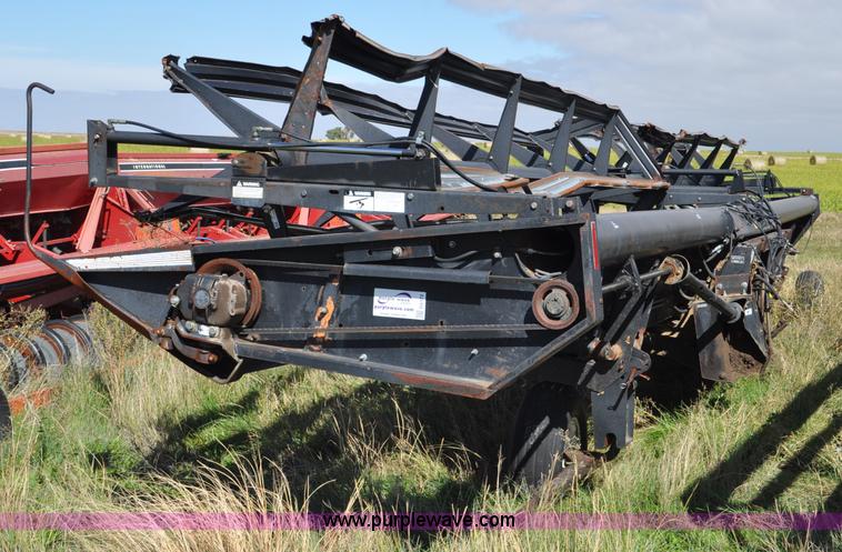 1992 MacDon 960 36' draper head in Lindon, CO | Item G6173 sold ...