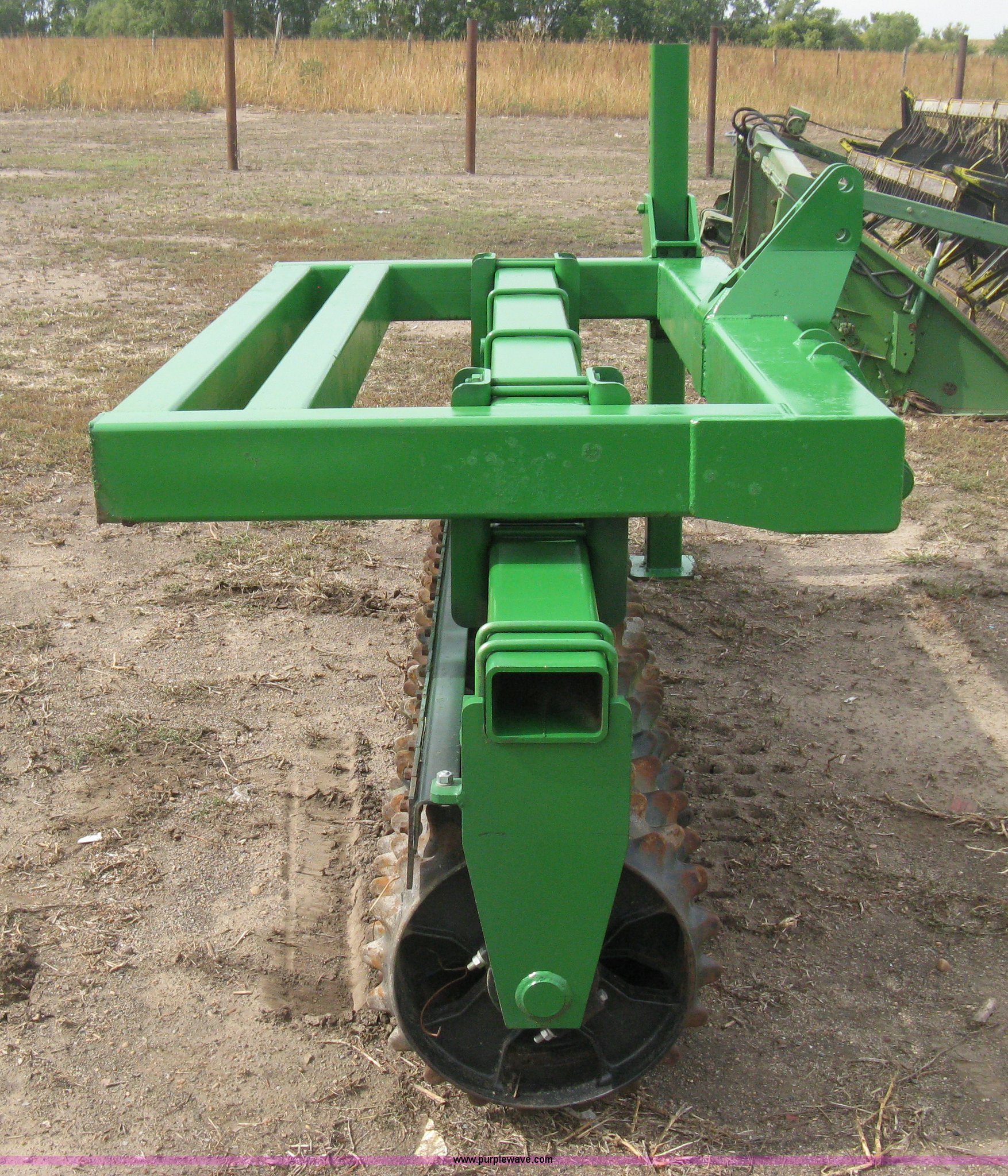 Three point roller packer in Kinsley, KS | Item H6252 sold | Purple Wave