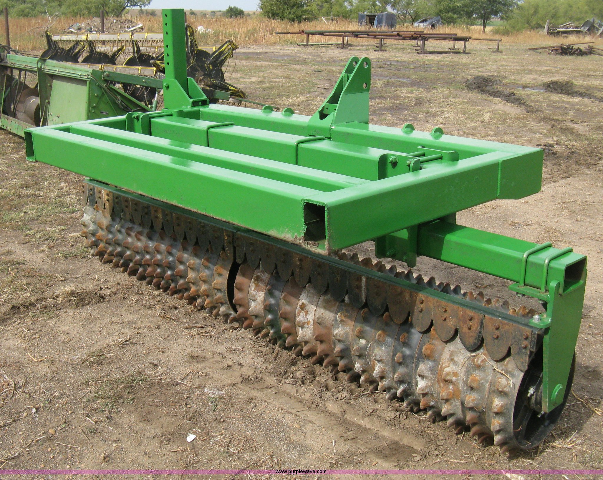 Three point roller packer in Kinsley, KS | Item H6252 sold | Purple Wave