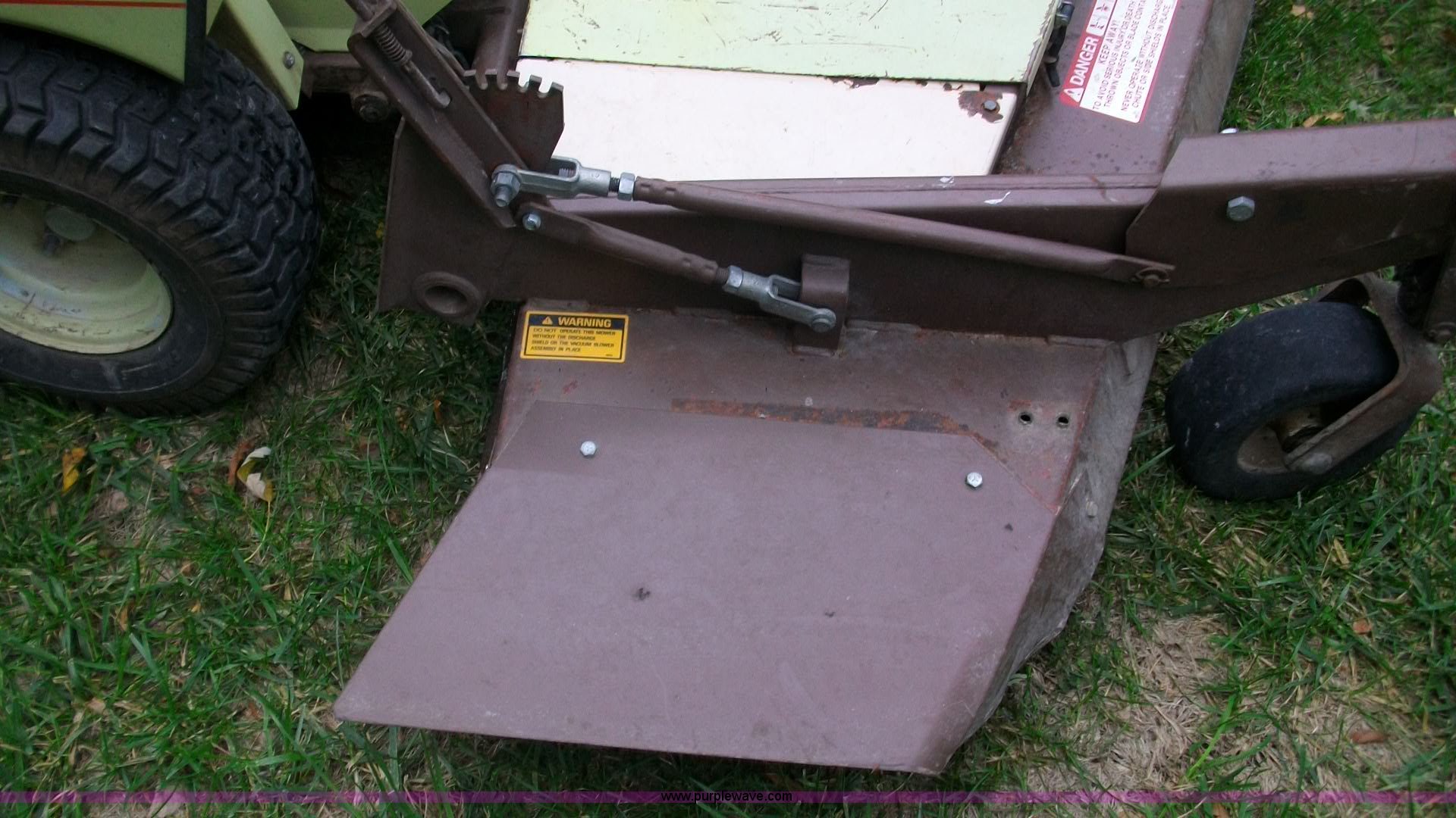 Grasshopper 1822 ZTR lawn mower in Wamego, KS | Item C1472 sold ...