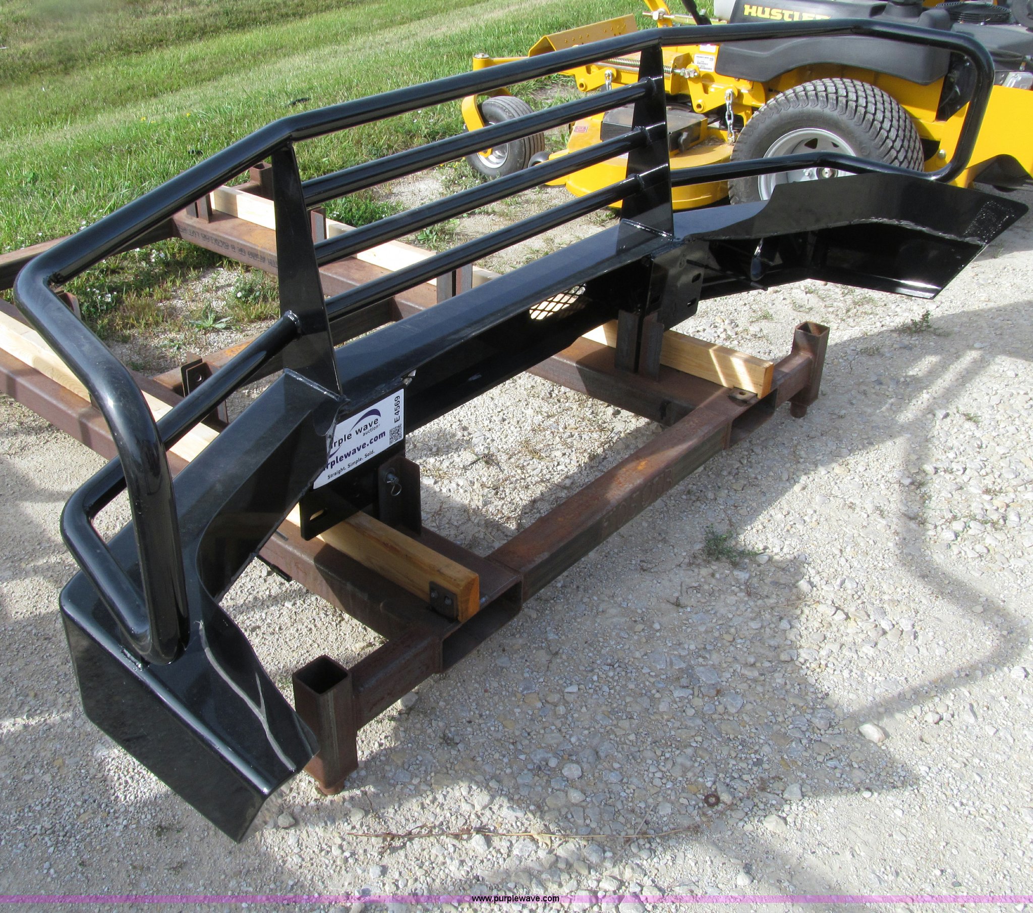 Hensley bumper in Mount Ayr, IA | Item E4569 sold | Purple Wave