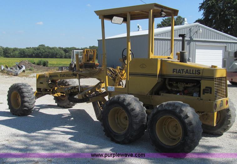 1977 Fiat-Allis M65 motor grader in Brookfield, MO | Item G2122 sold ...