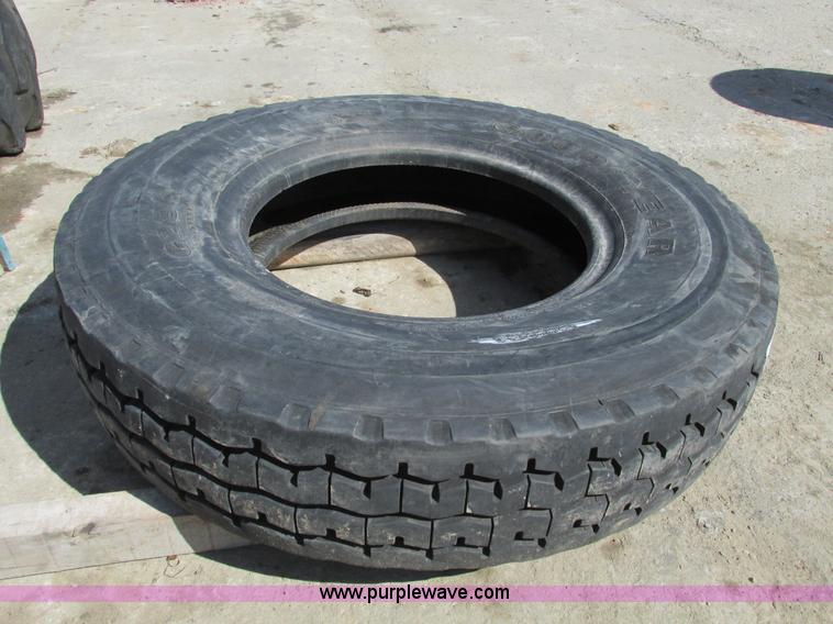 Goodyear G286 12-R24 tire in Liberty, MO | Item G3022 sold | Purple Wave