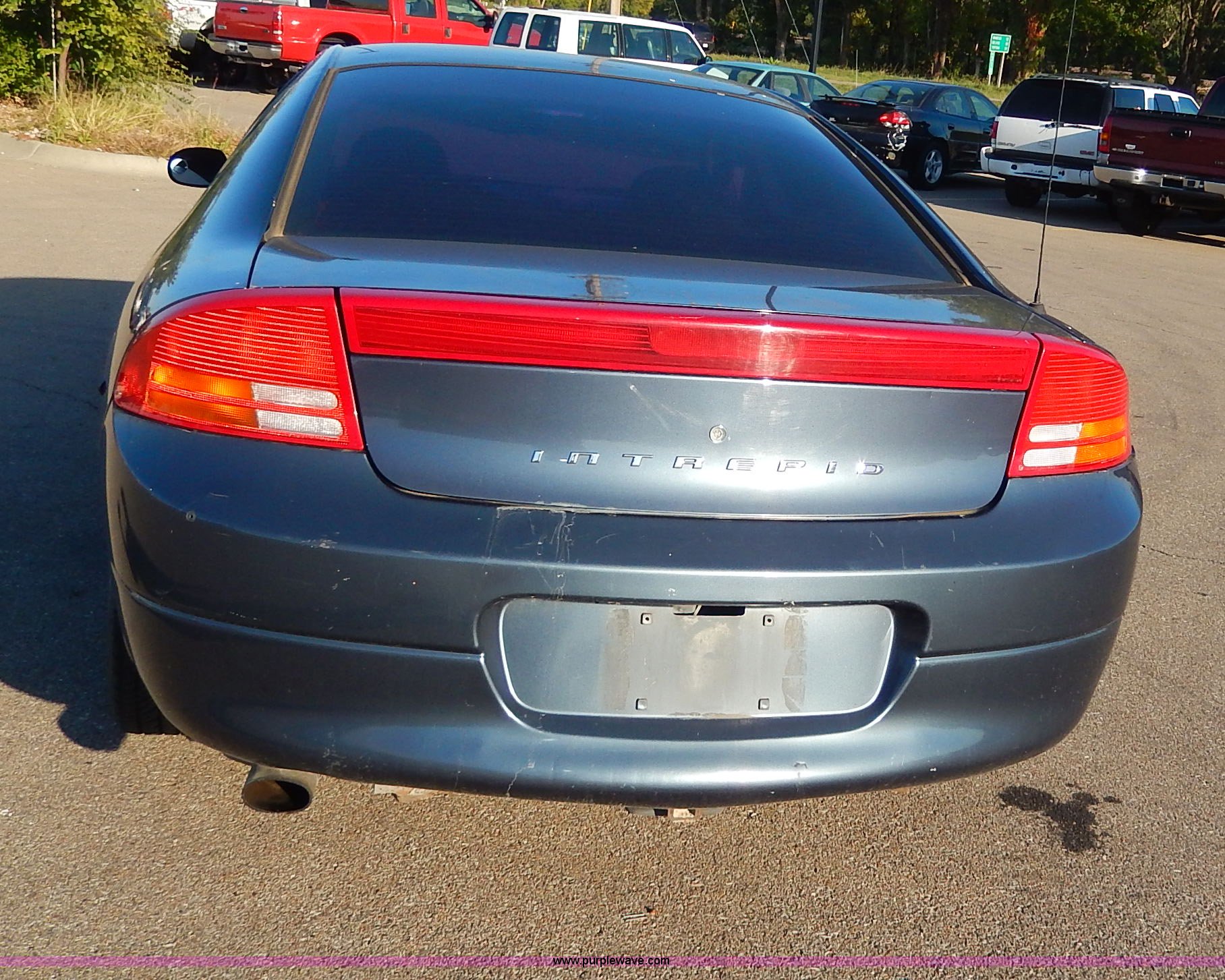 2000 Dodge Intrepid ES in Manhattan, KS | Item H9603 sold | Purple Wave