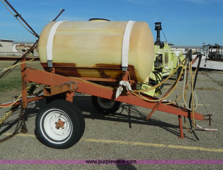 Kuker 300 gallon pull type field sprayer in Salina, KS | Item AZ9180 ...