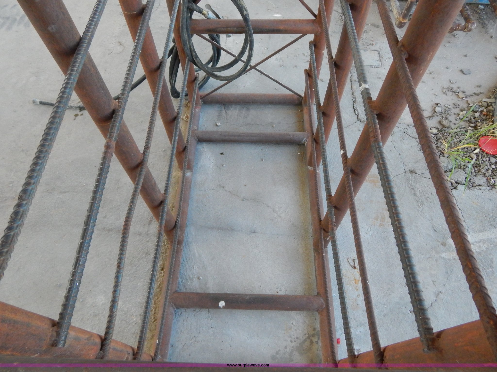 Split rim tire mounting cage in Broken Arrow, OK | Item AA9558 sold ...