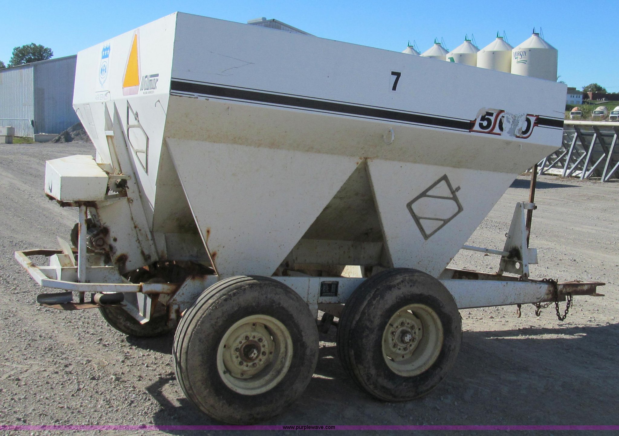 Wilmar 500 fertilizer spreader in Glasgow, MO | Item G2144 sold ...