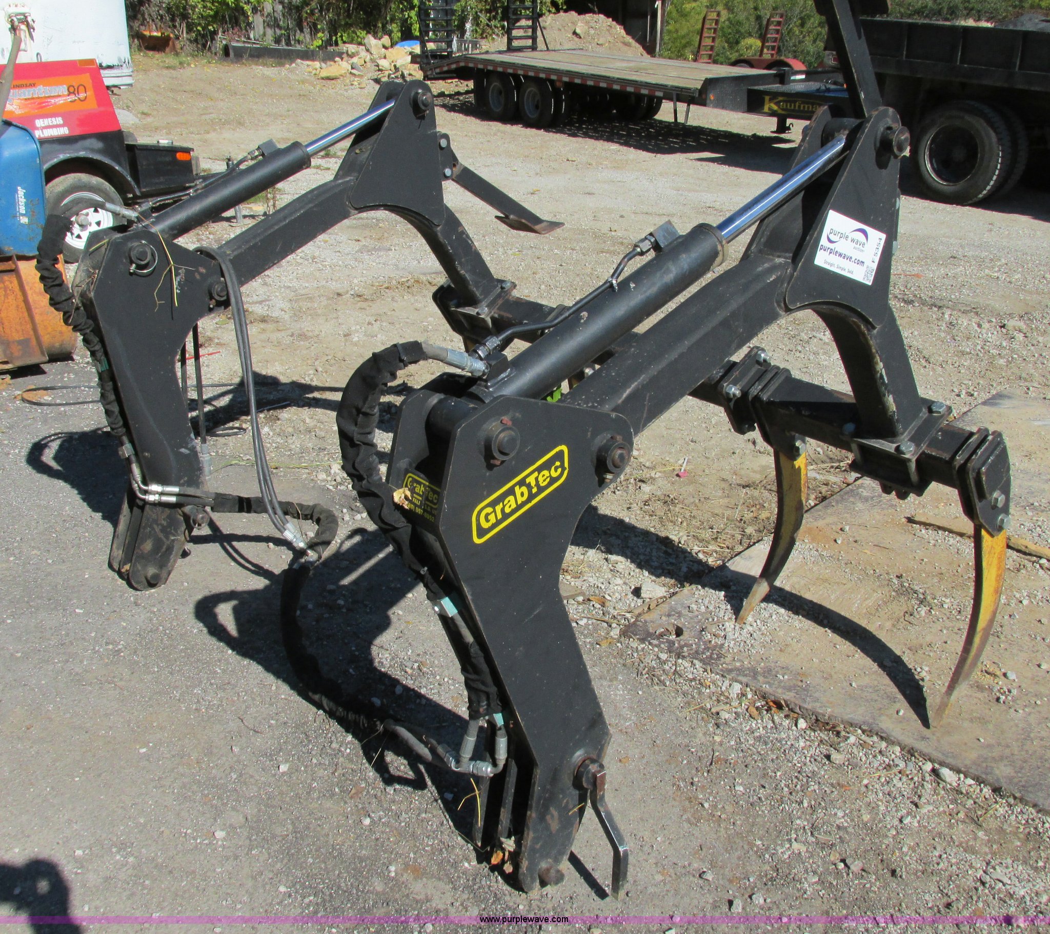 Grab-Tec GB77 backhoe grapple attachment in Raytown, MO | Item F5354 ...