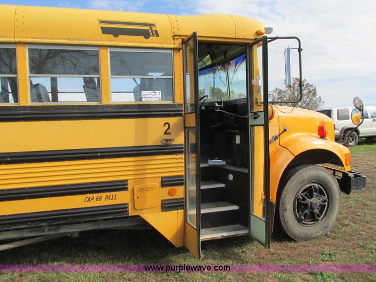 1992 International 3800 Thomas school bus in Dora, MO | Item G9403 sold ...