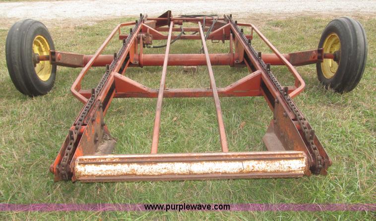Stack Mover GP-2 hydraulic hay trailer in Eagle, NE | Item F7170 sold ...