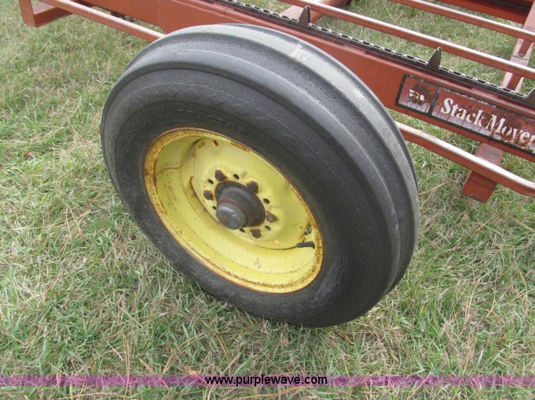 Stack Mover GP-2 hydraulic hay trailer in Eagle, NE | Item F7170 sold ...