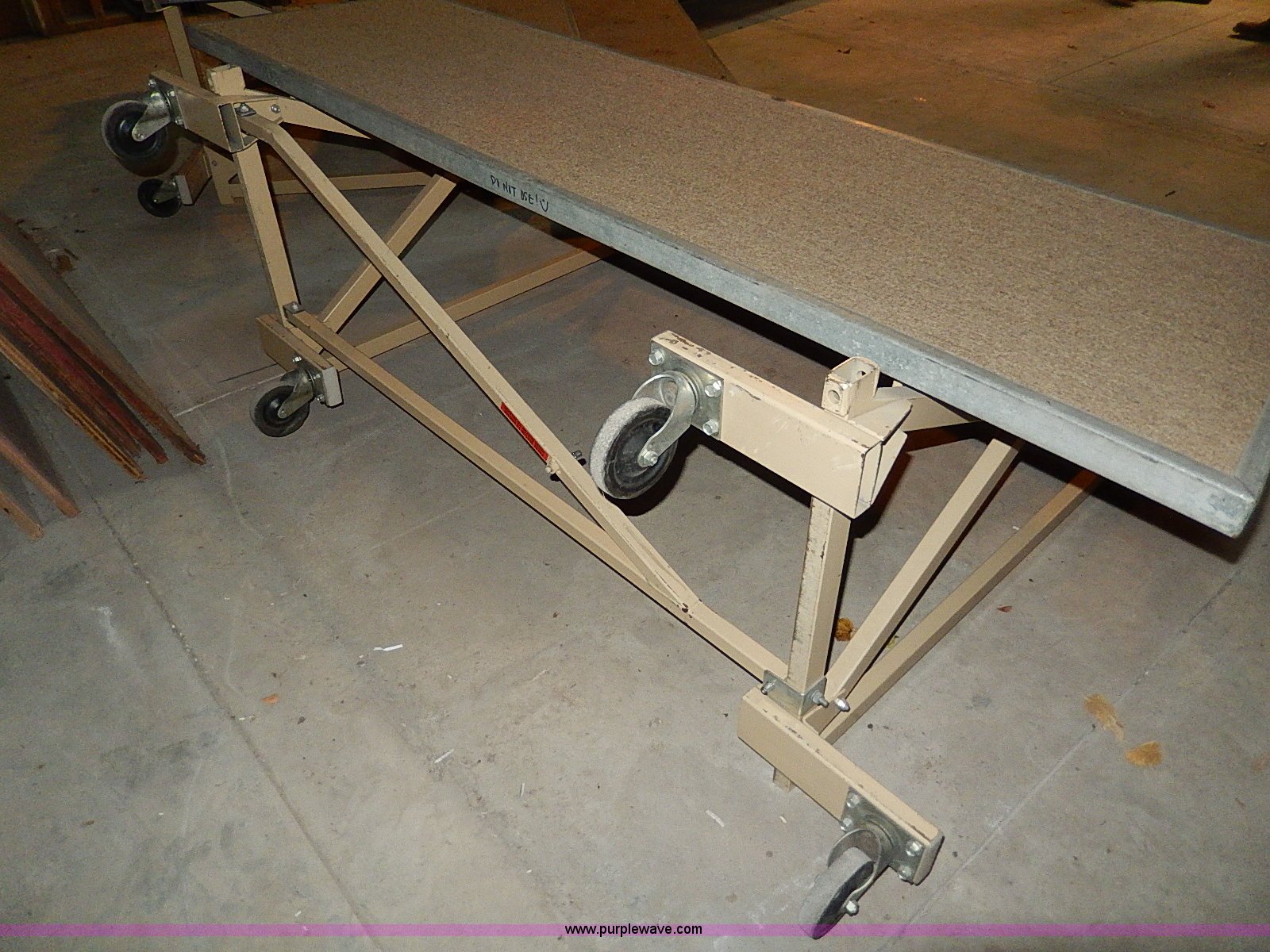 (7) risers in Manhattan, KS | Item AP9885 sold | Purple Wave