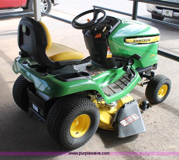 John Deere x310 lawn mower in Hobart, OK | Item G5859 sold | Purple Wave