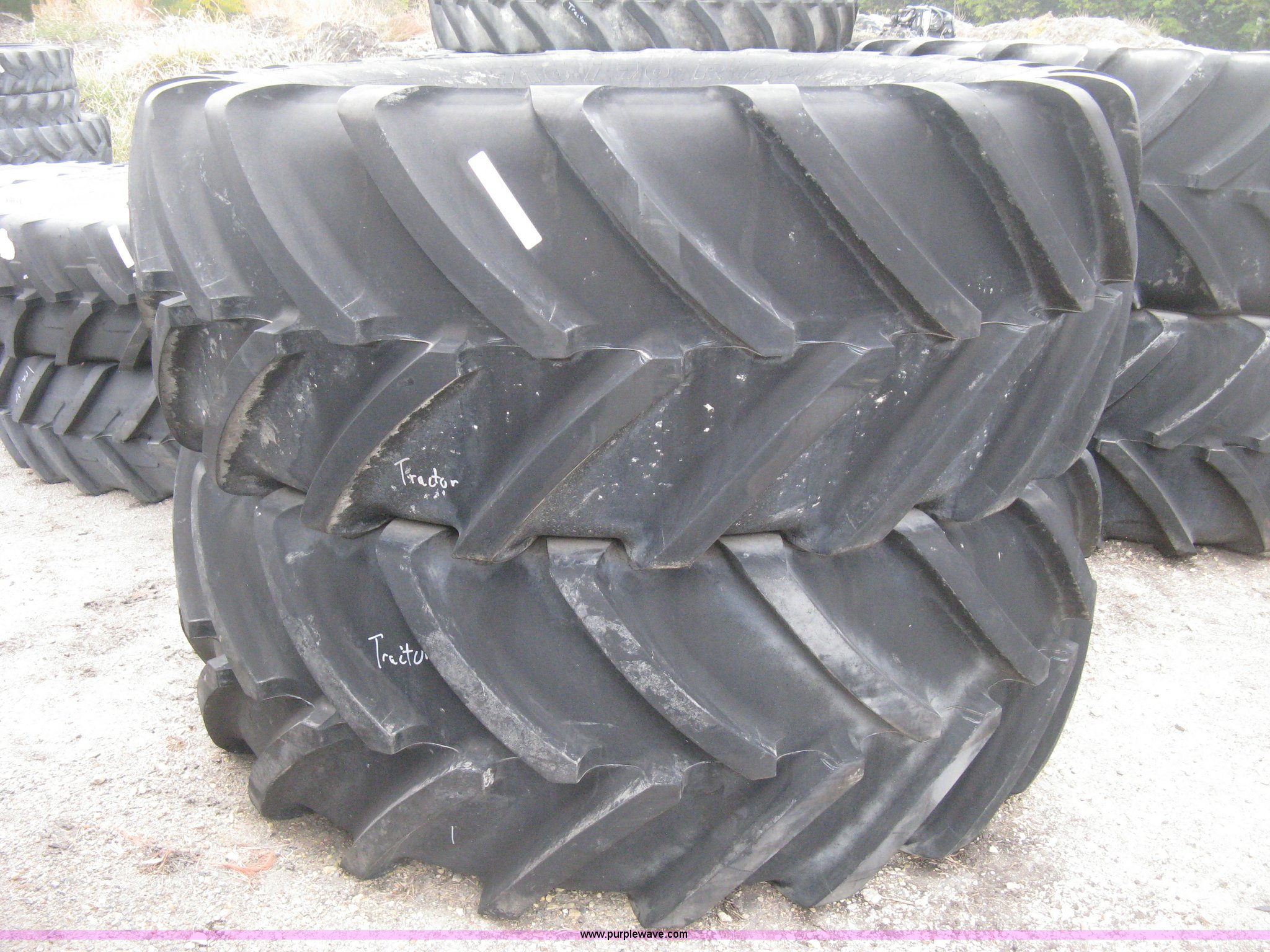 (2) Michelin XM28 710/70R42 tractor tires in Hesston, KS | Item AX9704 ...