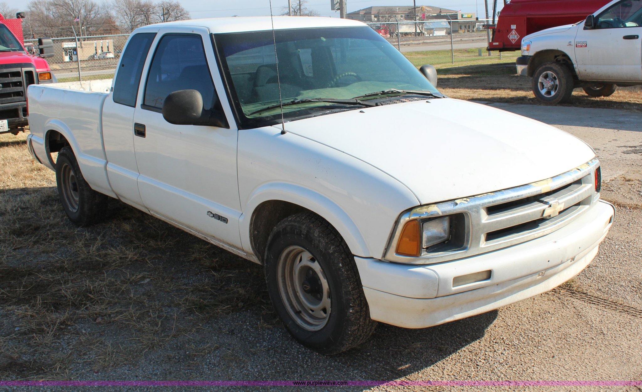 1997 Chevrolet S10 Ext. Cab pickup truck in Topeka, KS | Item H7874 ...