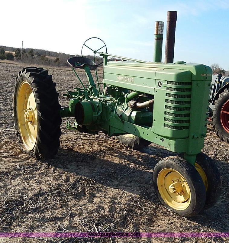 1941 John Deere A tractor in Wamego, KS | Item H9507 sold | Purple Wave