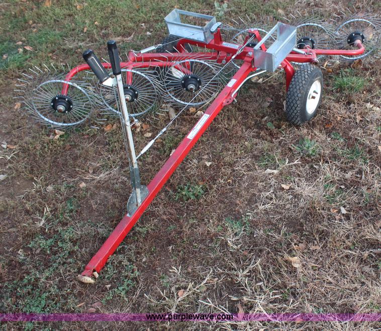 Six wheel garden rake in Meriden, KS | Item AU9959 sold | Purple Wave