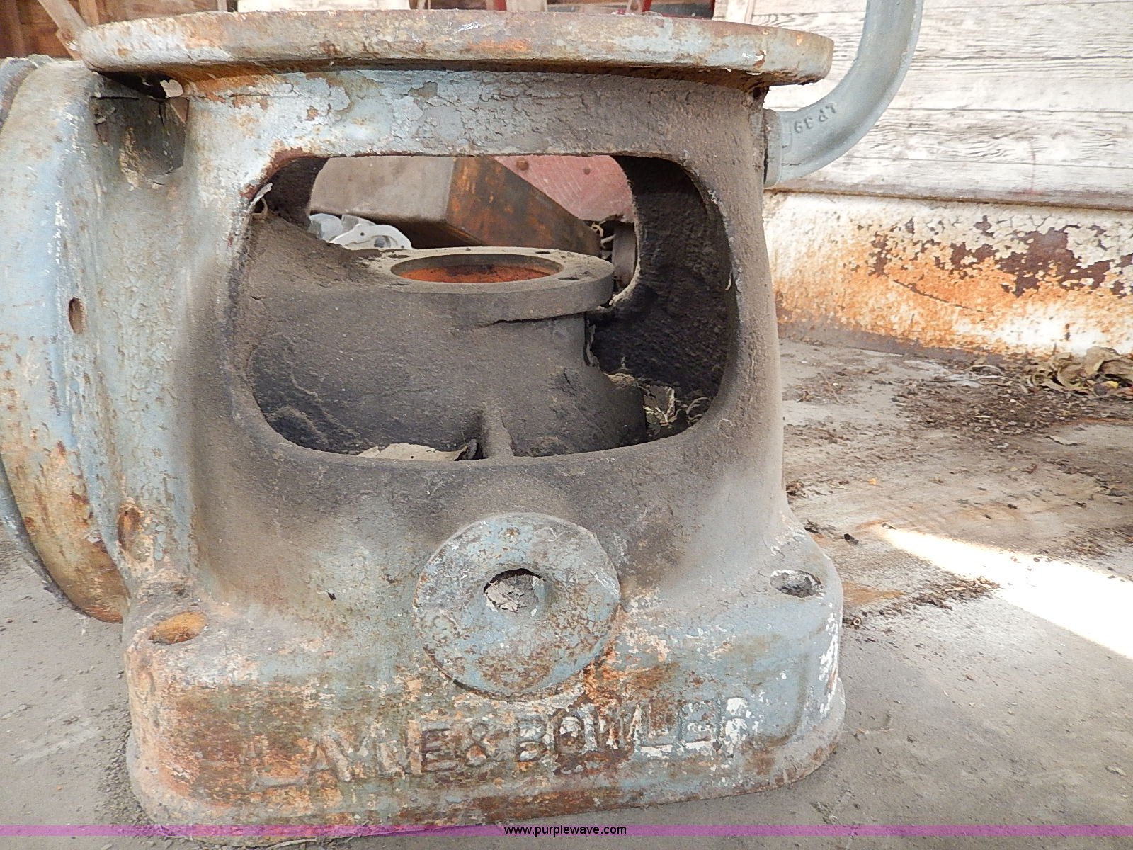 Layne & Bowler pump irrigation well head in Rossville, KS | Item AP9815 ...