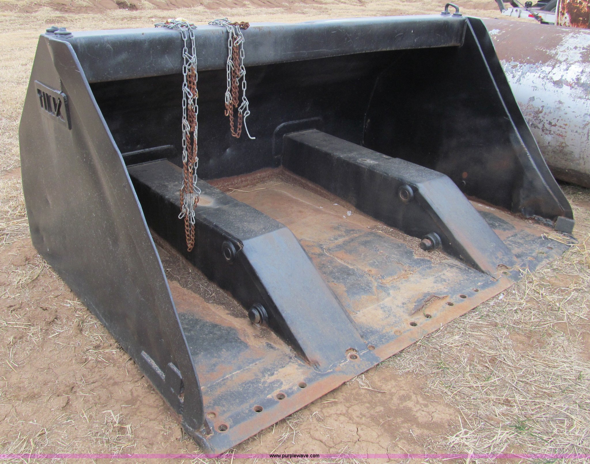 Tink Roll-Out trash bucket in Lyons, KS | Item AR9089 sold | Purple Wave
