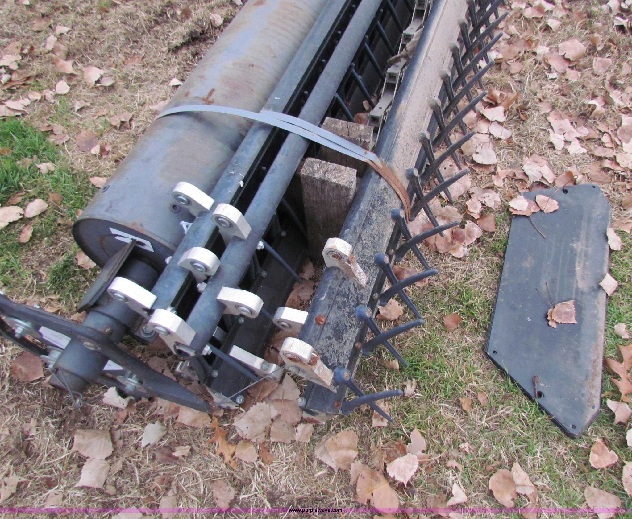 Universal Harvester UII 30' pickup reel in Newkirk, OK | Item G4436 ...