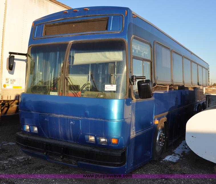 1993 Neoplan RTD bus in Brighton, CO | Item G6302 sold | Purple Wave