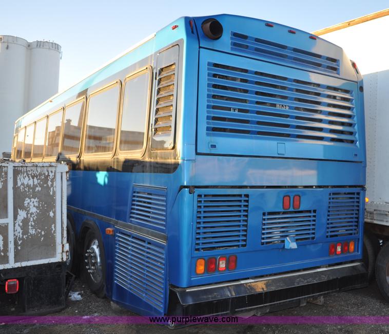 1993 Neoplan RTD bus in Brighton, CO | Item G6302 sold | Purple Wave