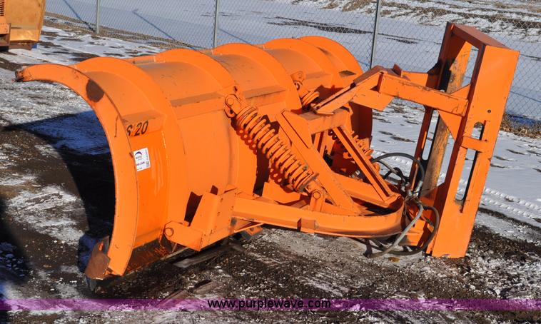 Monroe 10'W snow plow in Brighton, CO | Item G6303 sold | Purple Wave
