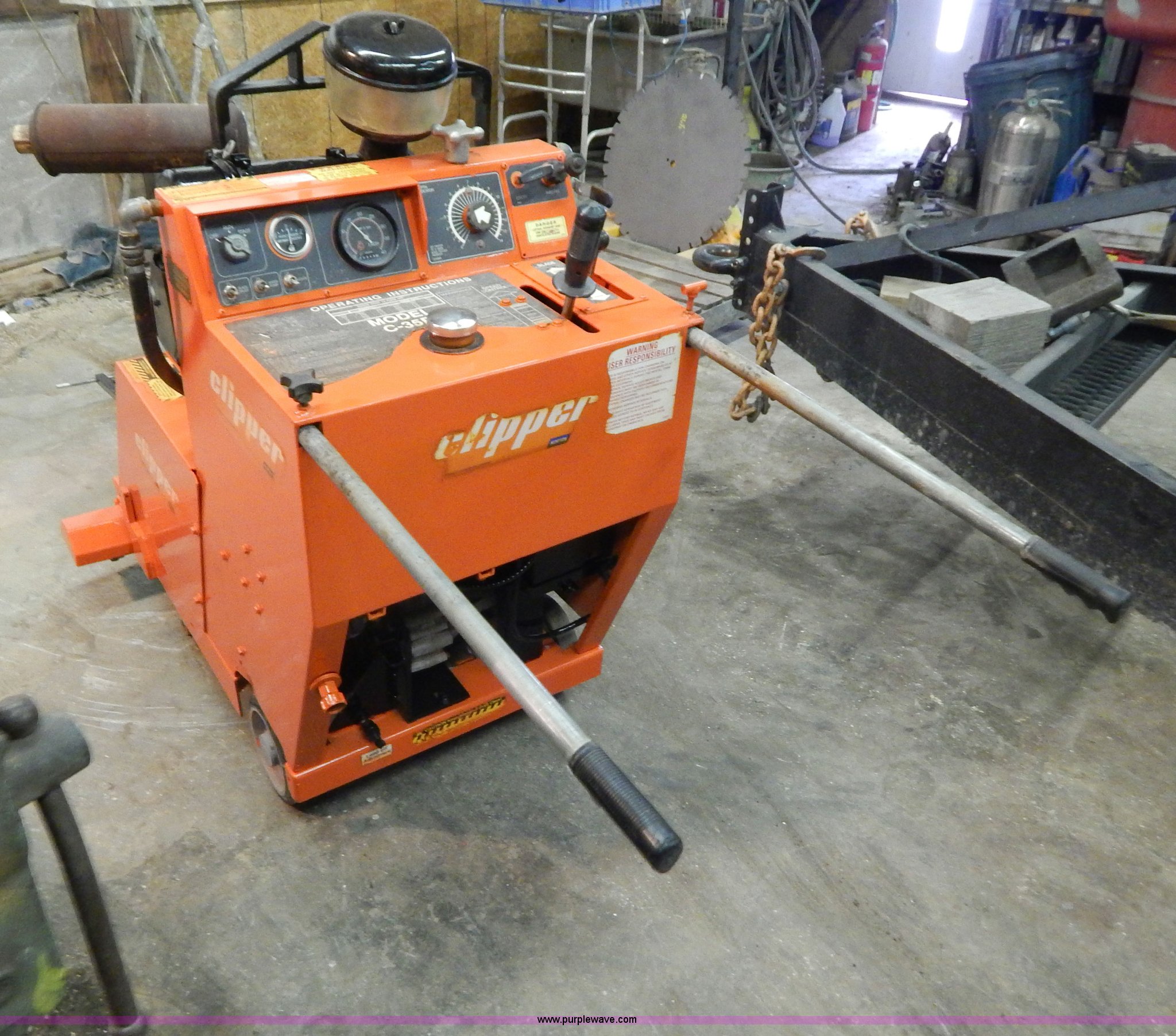 2002 Clipper C35B concrete saw in Hardin, MO | Item H3896 sold | Purple ...