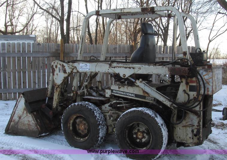 1975 International 3300 Series B skid steer in Plattsburg, MO | Item ...