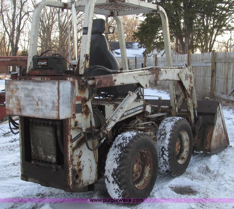 1975 International 3300 Series B skid steer in Plattsburg, MO | Item ...