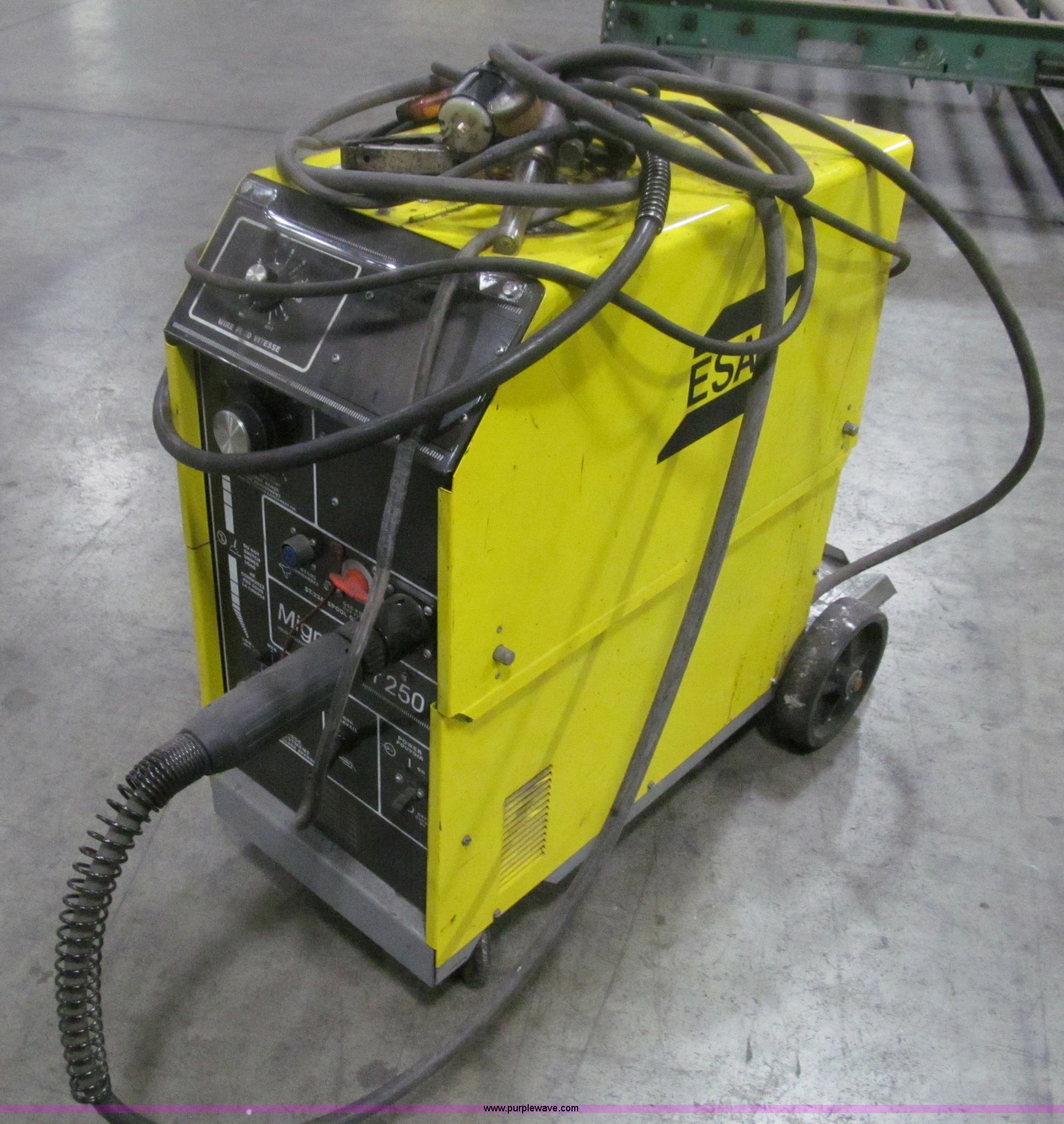 ESAB MigMaster 250 wire welder in Park City, KS | Item AY9939 sold ...