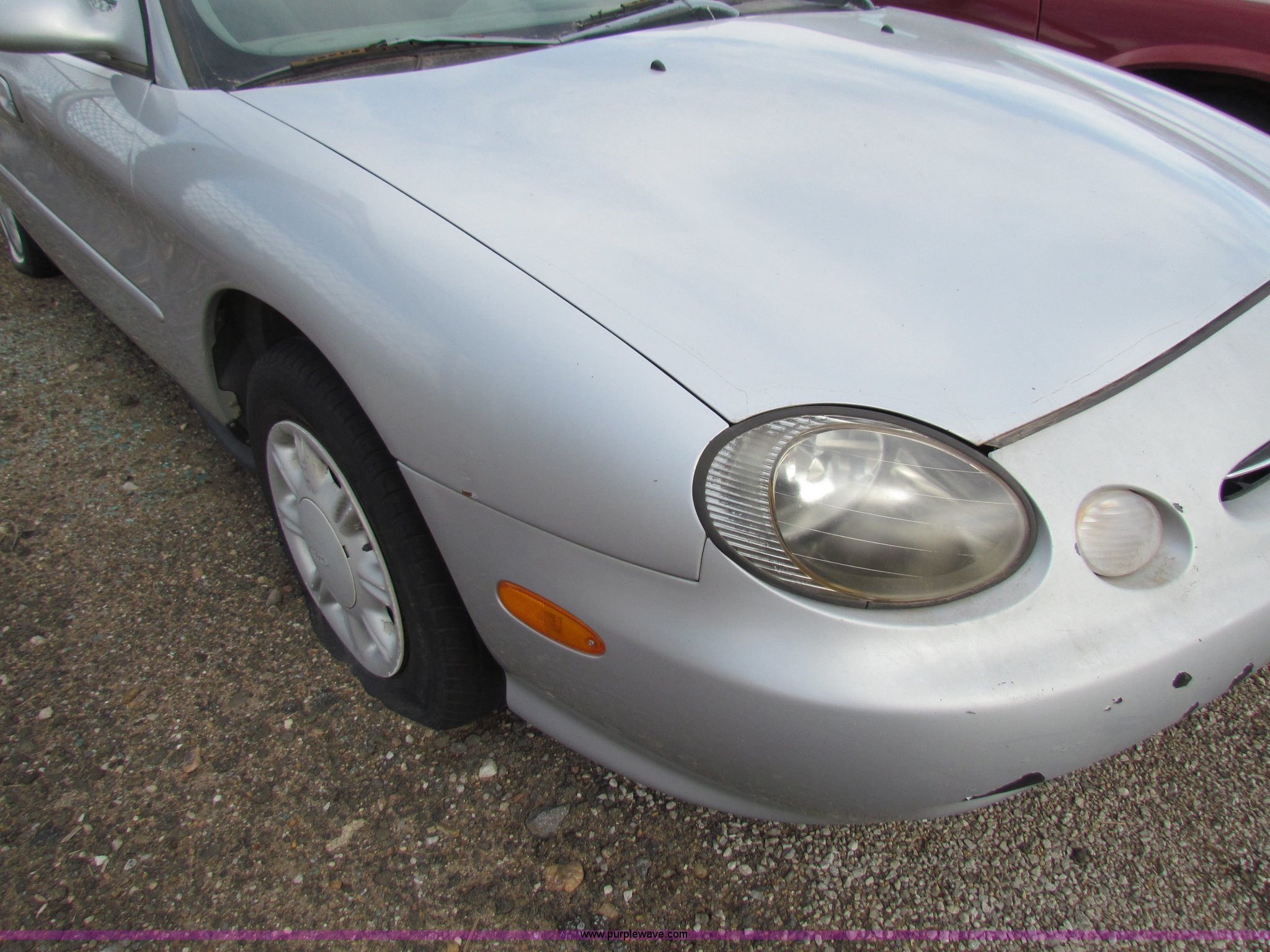 1998 Ford Taurus LX in Greensburg, KS | Item G4472 sold | Purple Wave