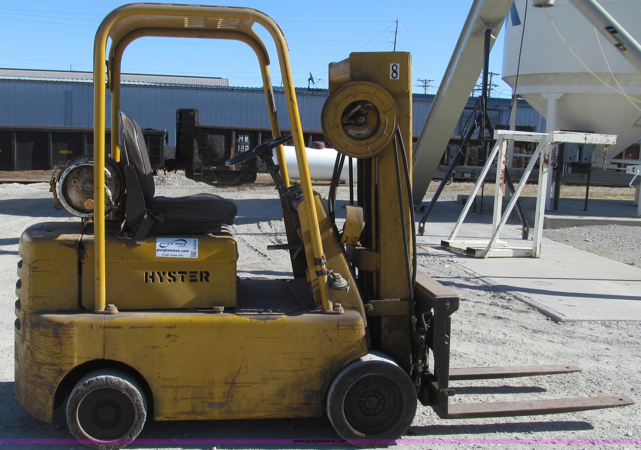 Hyster 194A forklift in Mexico, MO | Item G2233 sold | Purple Wave