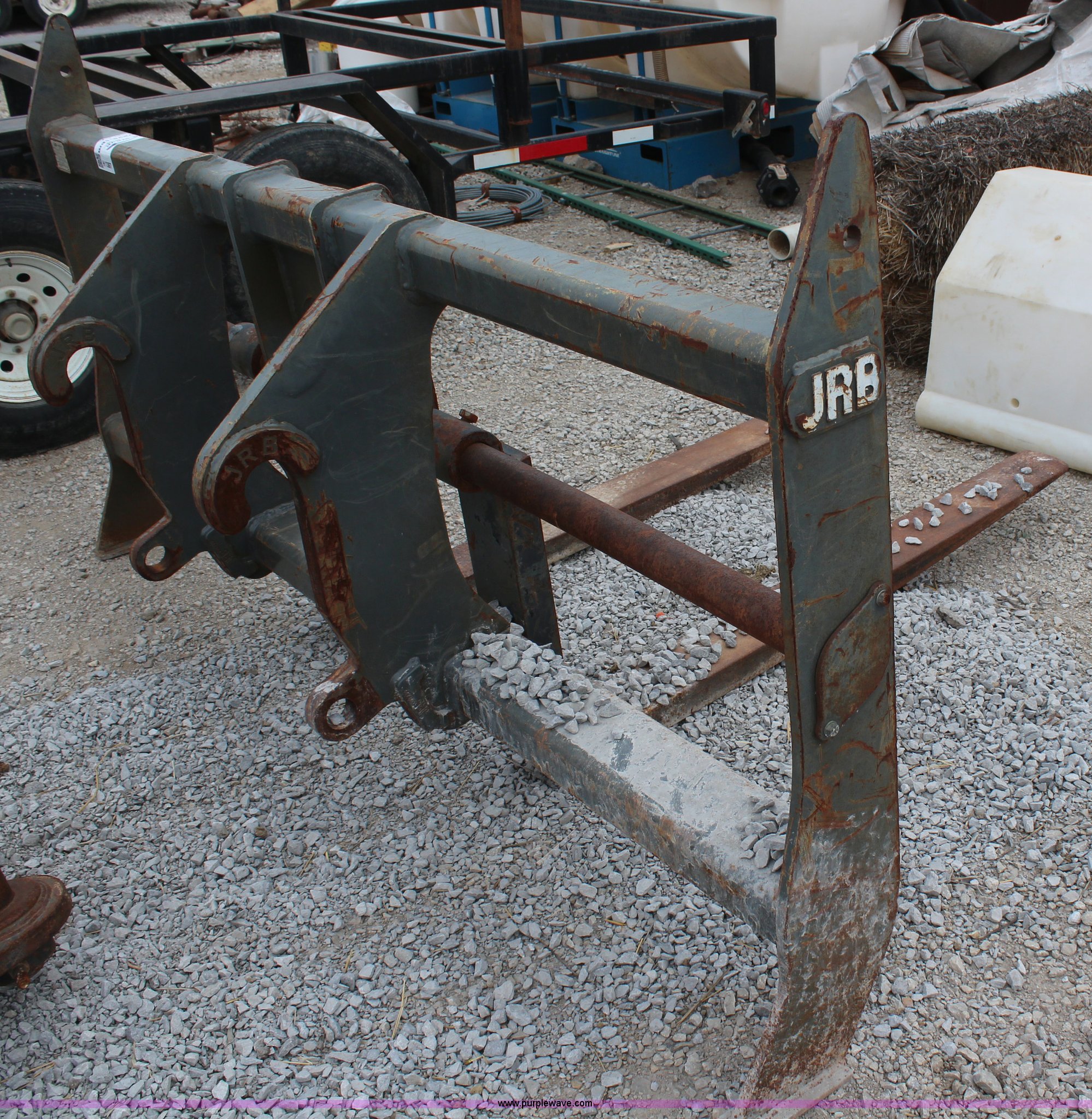JRB WA320 forks attachment in Olathe, KS | Item H1387 sold | Purple Wave
