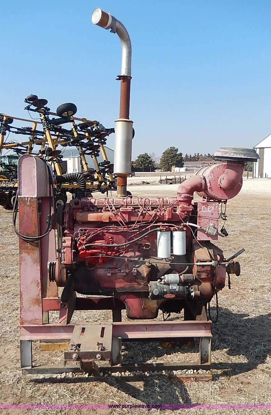 International 414 six cylinder diesel irrigation engine in Great Bend ...