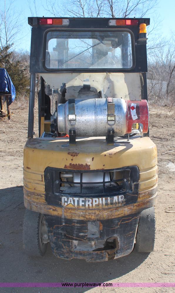 Caterpillar 50 forklift in Lenexa, KS | Item H7800 sold | Purple Wave